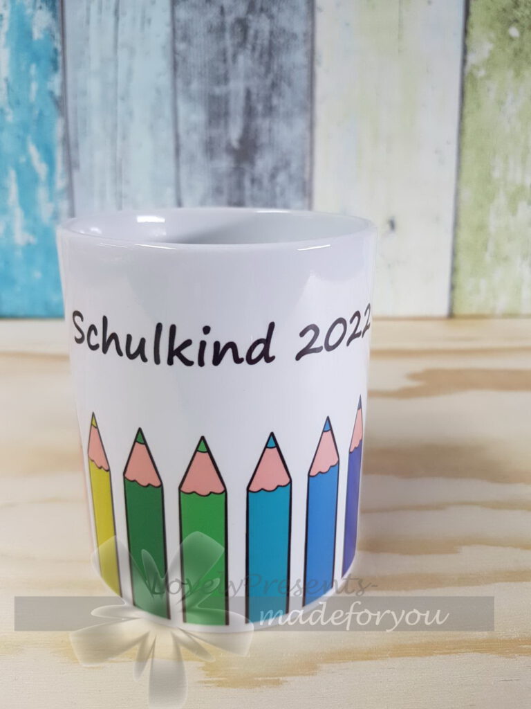 Tasse Schulkind 2024 - mit Personalisierung - LovelyPresents-Shop